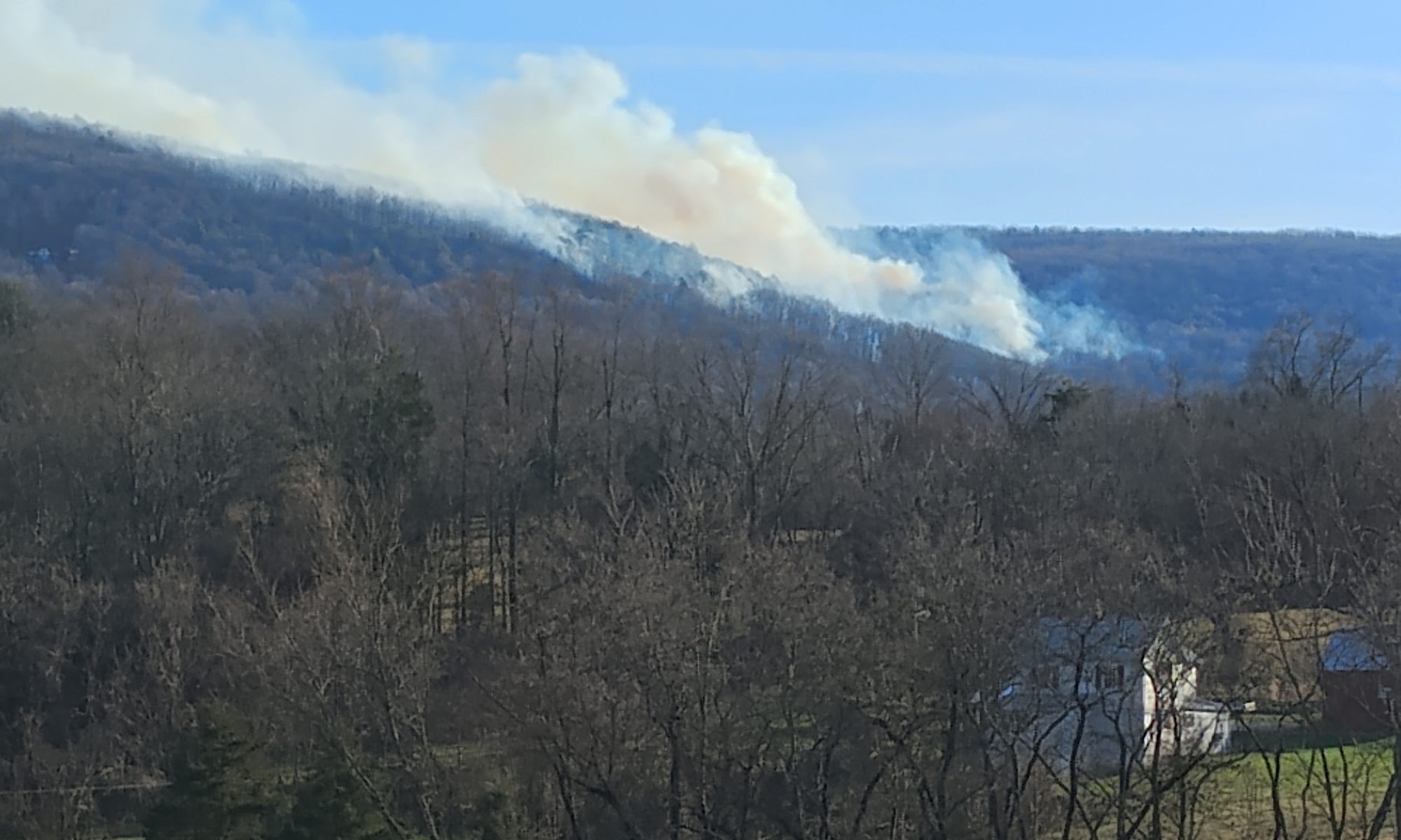 Cacapon Mountain fire burns over 130 acres - Morgan Messenger